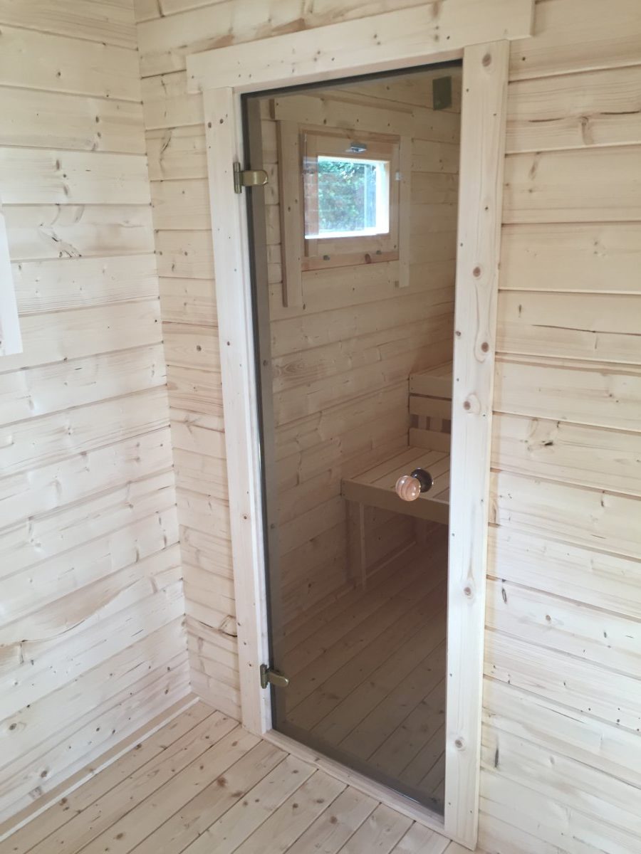 Moodne Saunamaja suure eesruumi ja terrassiga - Aiamaja24 - aiamajad ...